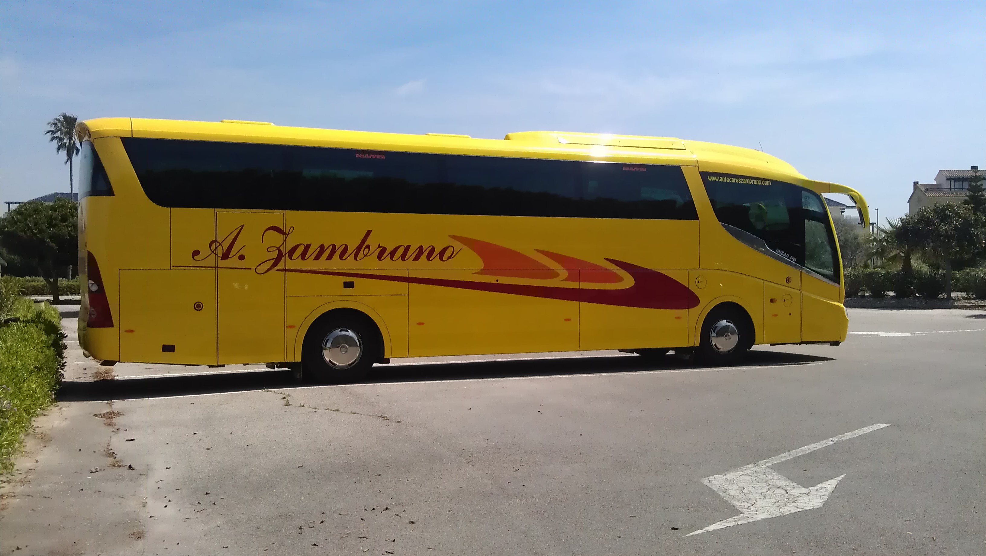 Autocares Zambrano, S.L. | autocares-zambrano-autobus-55-a-60-plazas ...